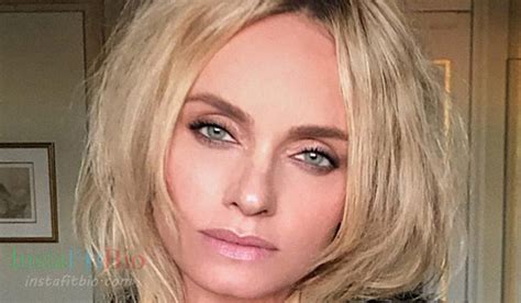 Amber Valletta параметры фигуры рост вес биография дата рождения размер груди Amber