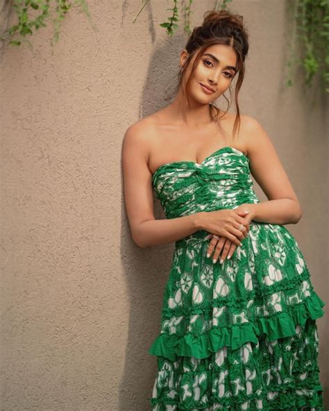 Pooja Hegde Fan Photos Pooja Hegde Pictures Images 80421 Filmibeat