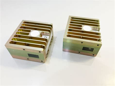 Waveguide Circulators 10 15ghz Full Band Wr75 Waveguide 600watts Cw Power Dolph Microwave