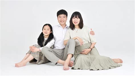 가족사진 캐주얼 허그프레임