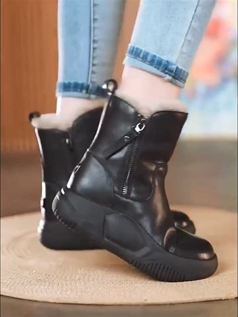 Цэцгэн хатгамалтай өвлийн гутал🤩 Хөлд эвтэйхэн зөөлөн ултай дулаан дотортой хальтирдаггүй