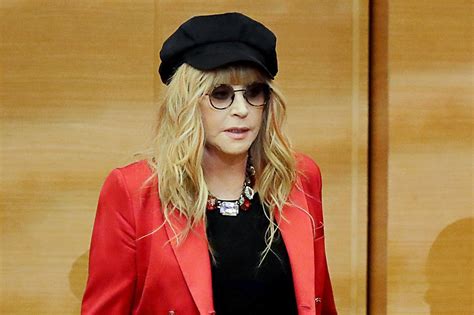 Russische Popdiva Pugatschowa wird 70 - news.ORF.at