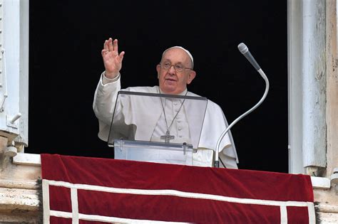 Pope Defends Same Sex Blessings Declaration