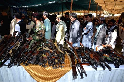 Pakistan Quetta Militants Surrender
