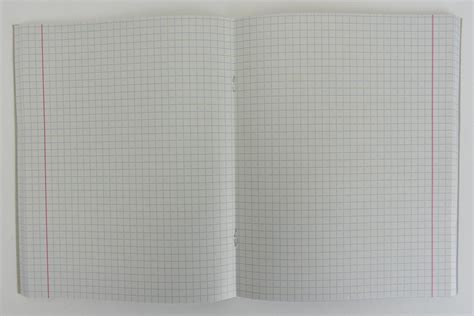 Фон тетрадки в клетку на столе Zefirkaclub фото и картинки