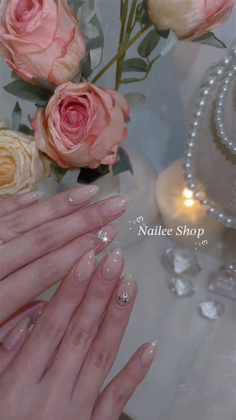 네일리샵 문정역네일•송파네일•잠실네일•문정르피에드 3월아트 봄 냄새 풍기는 디자인 만들어봤어용🕊️ 문정네일 문정동네일 문정역네일 송파네일 잠실네일 장지네일