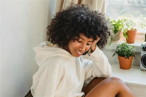 Отидох да изненадам майка ми за рожденият и` ден но заварих бившият ми в нейното легло