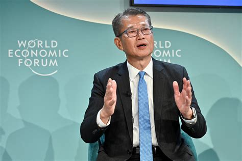 財政司司長繼續瑞士達沃斯訪問行程（附圖／短片）