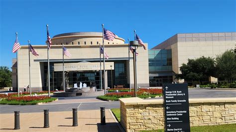 Should Donald Trump Have Two Presidential Libraries