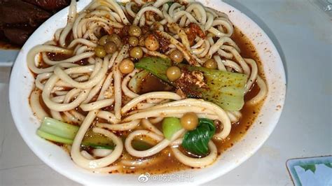 消防队对面南侧的20年老店三矿板面