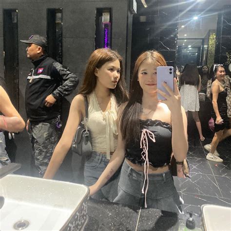 ນ້ອຍ ️🧠💸 Facebook