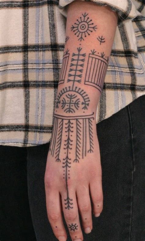 30 Beautiful Henna Tattoo Design Ideas Meaning Artofit