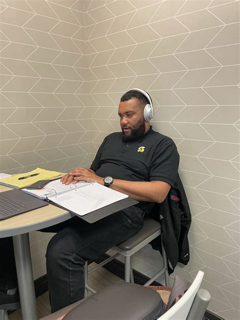 I Partnered With Amazon Who Is The Number 1 Online Retailer In The World Now Its Time For Me