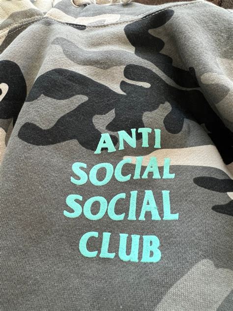 안티소셜소셜클럽 정가품문의 지식in