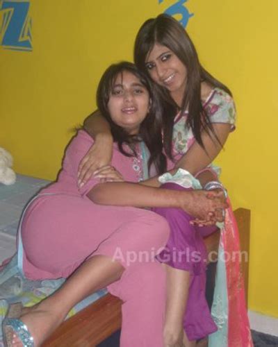 Real Hot Nri Girls Photos And Stills Gallery Hot Mallu Aunties