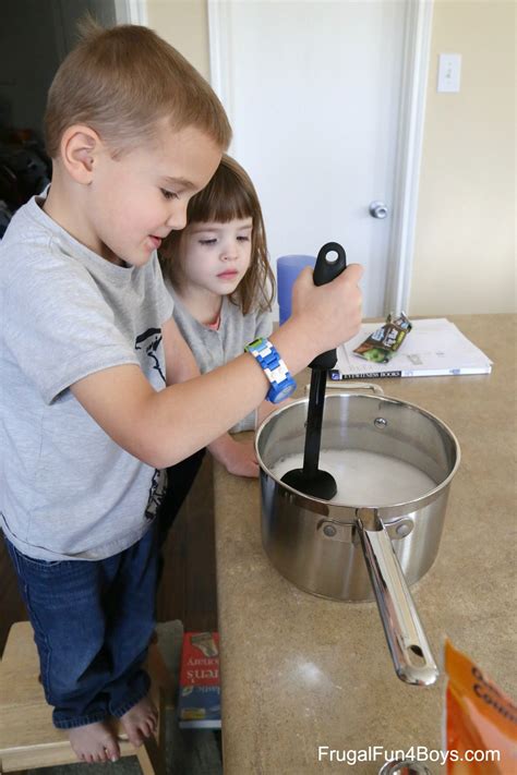 Awesome Science Experiment Make Hot Ice With Baking Soda And Vinegar Frugal Fun For Babes And