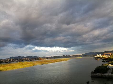 三江口大桥云彩 天空云彩 自然风景 摄影素材 汇图网www huitu