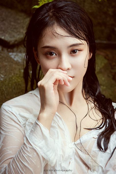 湿了身，欢迎约拍。浙江约拍 尼康 浙江约拍 尼康 摄影师依旧简单 Vijphotos