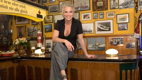 Zum 60 Geburtstag Das Wussten Sie Bestimmt Nicht über Moderatorin