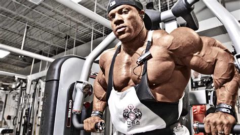Du Basketball à M Olympia Lincroyable Parcours De Phil Heath Dravel
