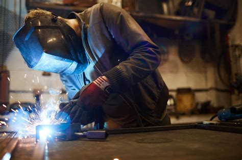 Manual Welding Vs Robotic Welding Anhua Machining