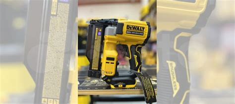 Аккумуляторный микрошпилечник Dewalt DCN623B купить в Москве | Товары ...