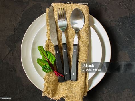 식사 또는 서빙 에 사용 되는 소박한 칼 붙이 음식 배경입니다 복사 공간 0명에 대한 스톡 사진 및 기타 이미지 Istock