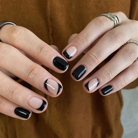 100 طرح ناخن مشکی؛شیک ترین مدل ناخن مشکی دخترانه جدید آموزشگاه