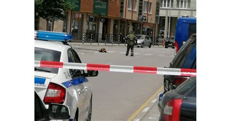 Взривиха с контролиран взрив сак в центъра на Сливен