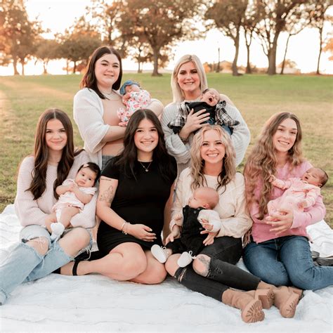 Teenage Pregnancy Support Groups Embrace Grace