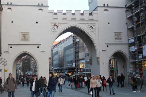 독일여행후기 뮌헨둘러보기 호프브로이하우스 빅투알리엔시장 노르트제 학센바우어 네이버 블로그