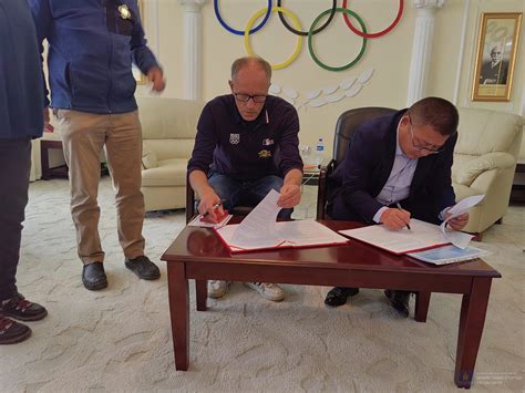 Орхон аймгийн Биеийн тамир Спортын газар Францын өвлийн спортыг хөгжүүлэх үндэсний төвтэй