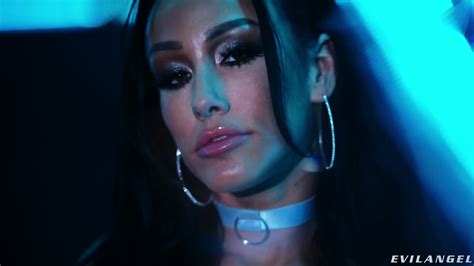 Qq Jennifer Jennifer White