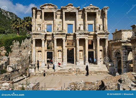 The Ruins Of Celsus Library In Ephesus At Sunny Evening Sun Beautiful