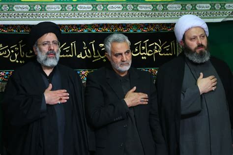 تصویر باکیفیت از شهید سلیمانی و شهید رئیسی در بیت رهبری