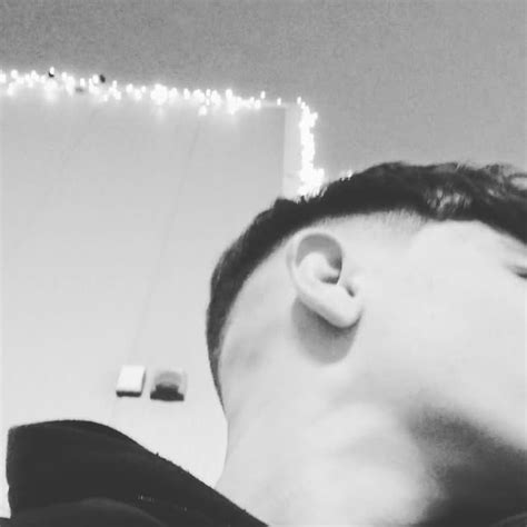 Elis Threads Say More