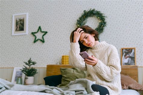 Is It Okay To Break Up Over Text Matthew Coast