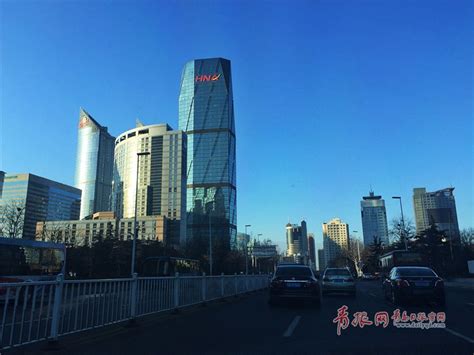 雾霾散去蓝值爆表 青岛全民晒蓝天 组图 青岛新闻网