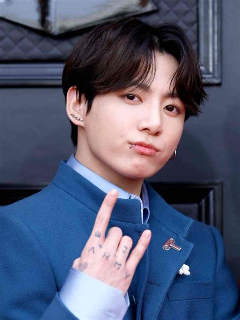 شعبية جونغكوك من Bts تفوق الخيال آراكيبوب ‎arakpop