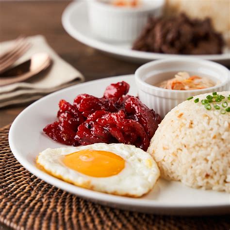 Tocilog La Luna Cafe