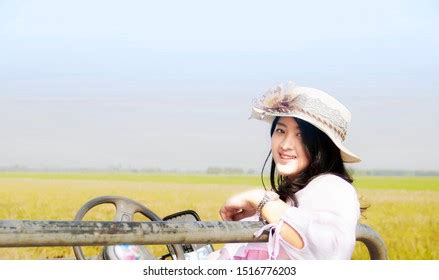 Asian Thai Beautiful Girl Long Haired Stock Photo Shutterstock