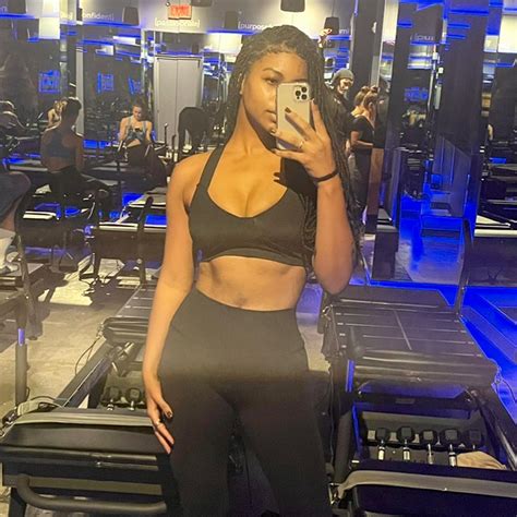 Inside The Glam Lifestyle Of Taylor Rooks The Stunning Tnf Star Who Is
