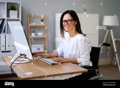 Programmer Woman Coding On Computer Coder Girl Stock Photo Alamy