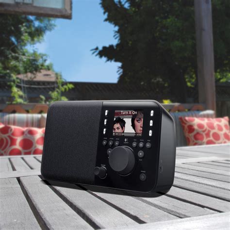 Logitech Squeezebox Radio Rechargeable Battery Pack And Remote The Tech Journal