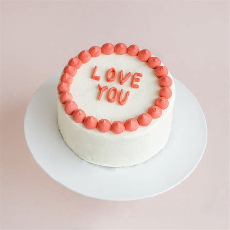 알라뷰 레터링 케이크 원모먼트