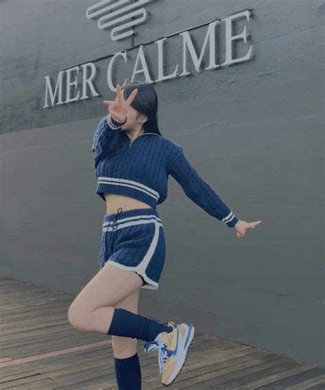 니트세트🧶간절기룩 꽈배기 긴팔 크롭티 크롭 숏 니트 반바지세트 상하의세트 숏팬츠 니트세트 투피스 에이블리