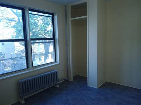 44 Lincoln Ave 3 Brooklyn Ny 11208 See Est Value Schools And More