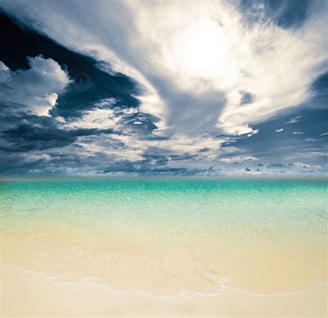 맑은 하늘과 섬 해변 맑은 하늘과 섬 해변 여름 샷 맑은 하늘과 섬 해변 사진 배경 및 무료 다운로드를위한 그림 Pngtree