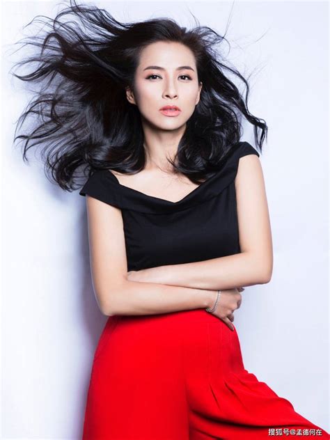 这也太馋人了！麦家琪，这身材着实饱满啊！美颜魅力活力