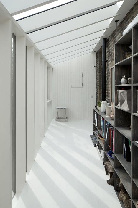 Tree House By 6a Architects